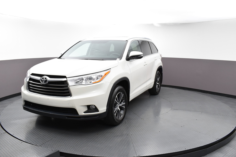 Used 2016 Toyota Highlander for Sale | U.S. News & World Report