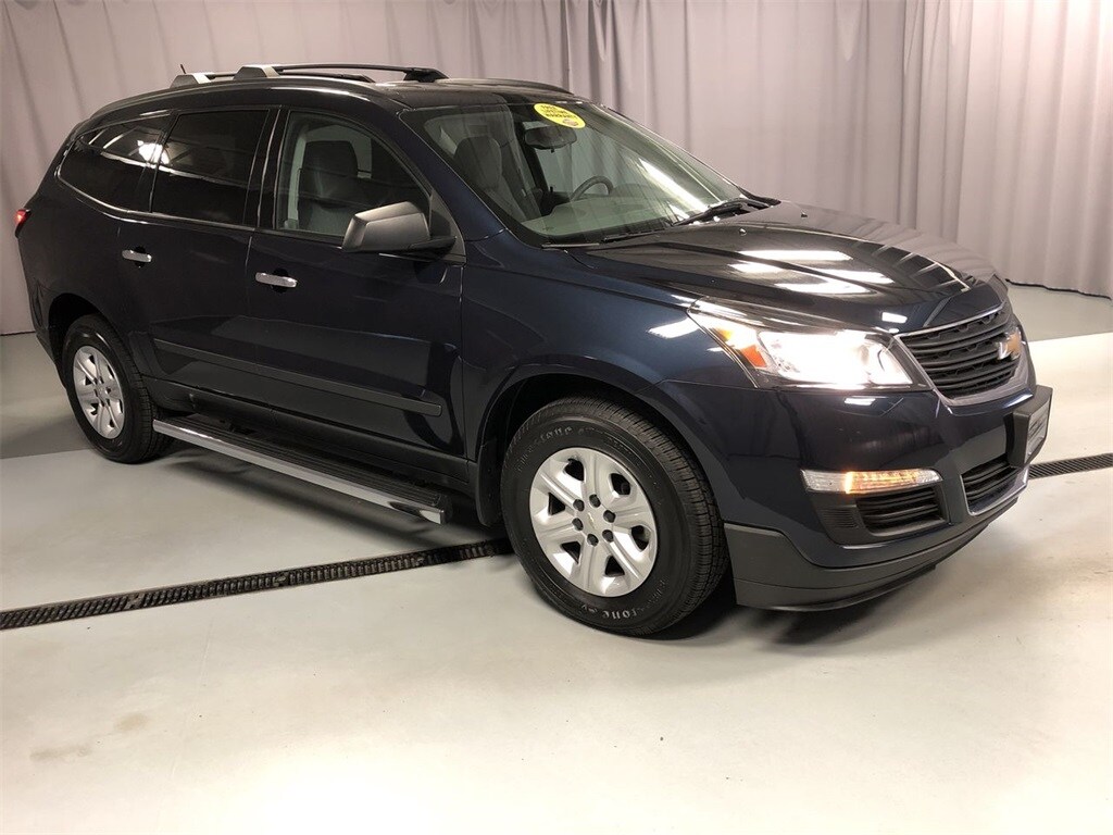 Used 2016 Chevrolet Traverse for Sale (with Photos) | U.S. News & World ...