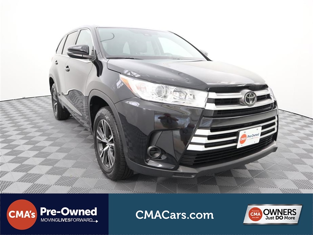 Used 2017 Toyota Highlander for Sale | U.S. News & World Report